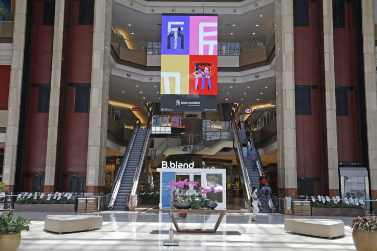 Seja um parceiro Eletromidia